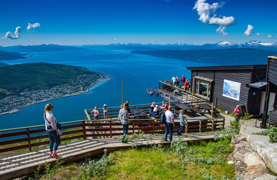 How to Explore Norway’s Lofoten Islands in 7 Nights | Tales from the ...