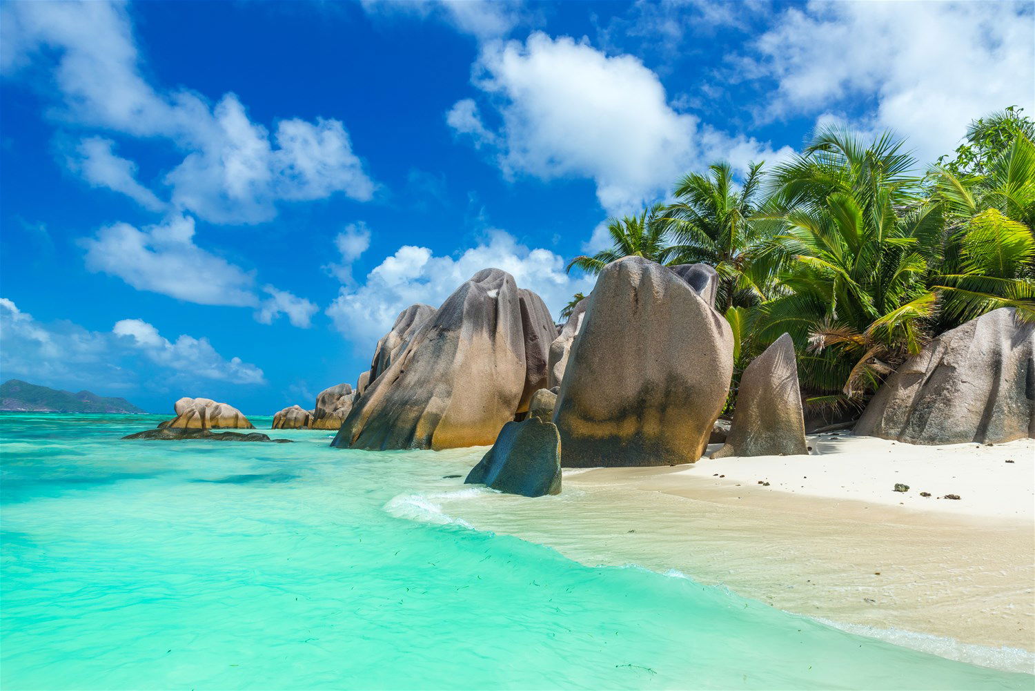 Abu Dhabi & Seychelles | Trailfinders Abu Dhabi & Seychelles | Trailfinders